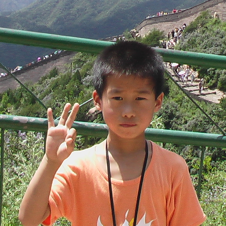 橙子在云中飞 