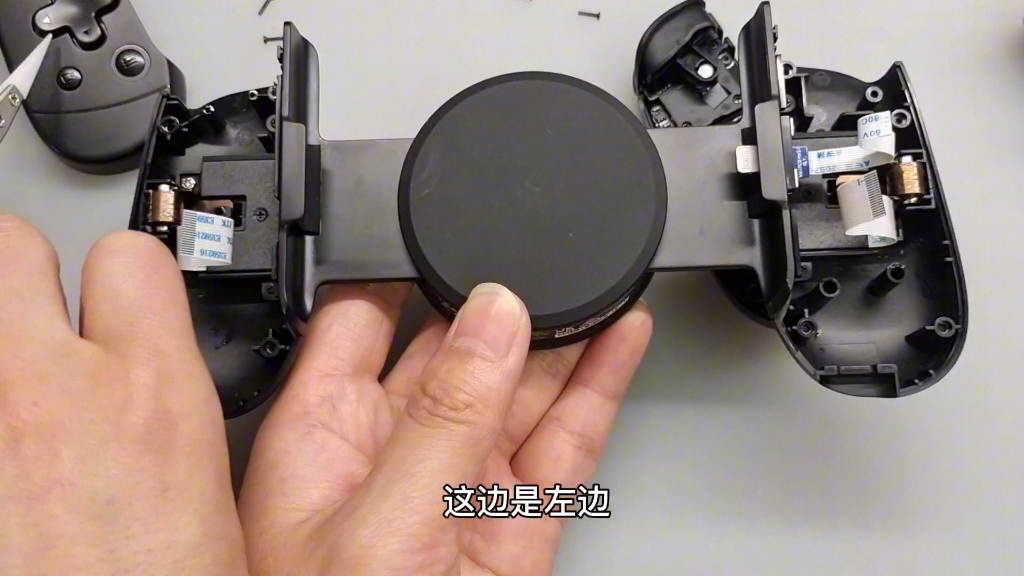 评测拆解leadjoy 暴风眼手机游戏手柄,看看内部结构和工作原理