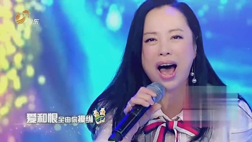 歌喉依旧,金曲歌手黄绮珊惊喜现身节目现场,《离不开你》好听