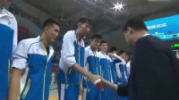 体育赛事!姚明提醒拉拉链!全运会男篮决赛颁奖仪式