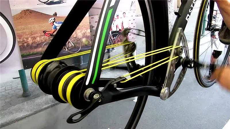 两种超级方便的自行车,拥有17个挡位,能一键.