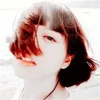 稚爱无人共我 