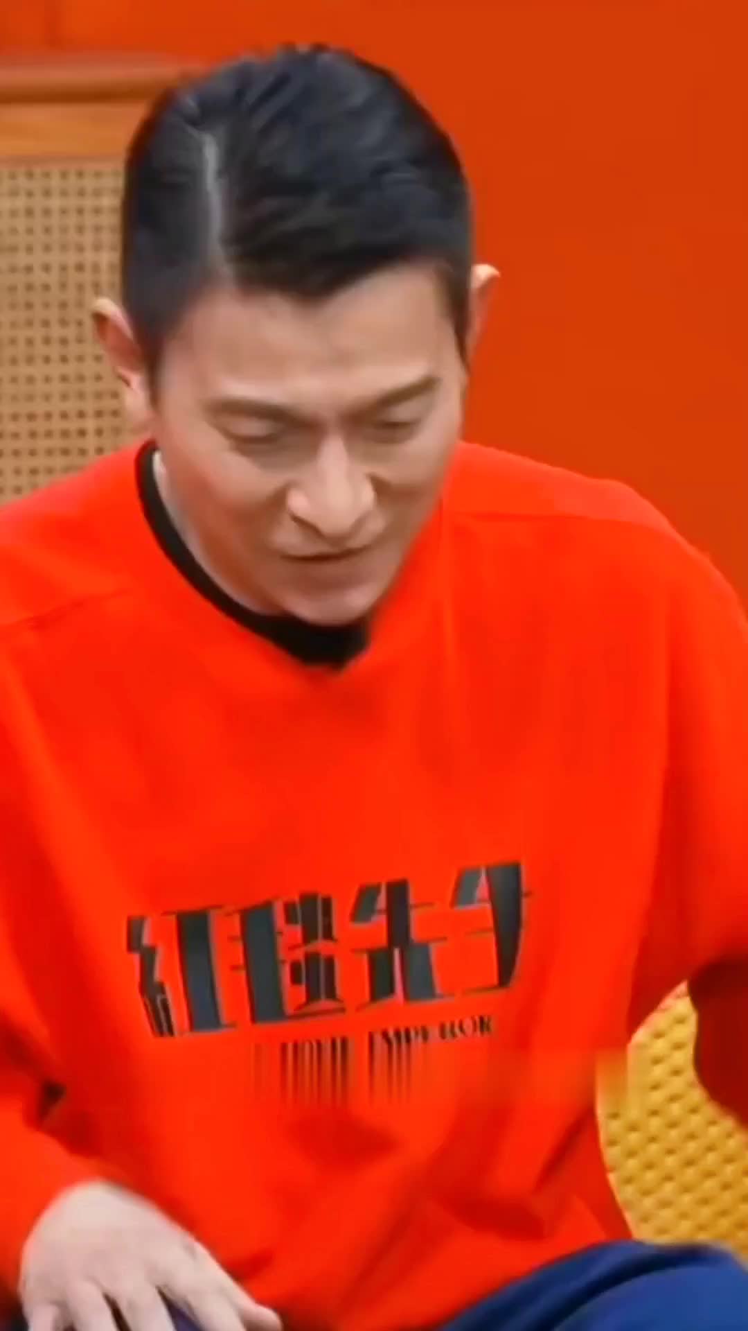 "每一年都逃不掉的,我要到超市去上班″#刘德华#祝福每一个人都是...