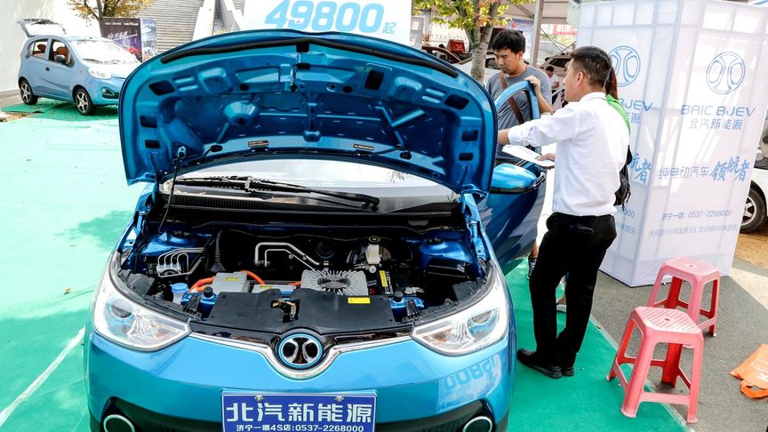 新能源汽车的电池寿命是有限的,那更换一次需要花费多少钱?