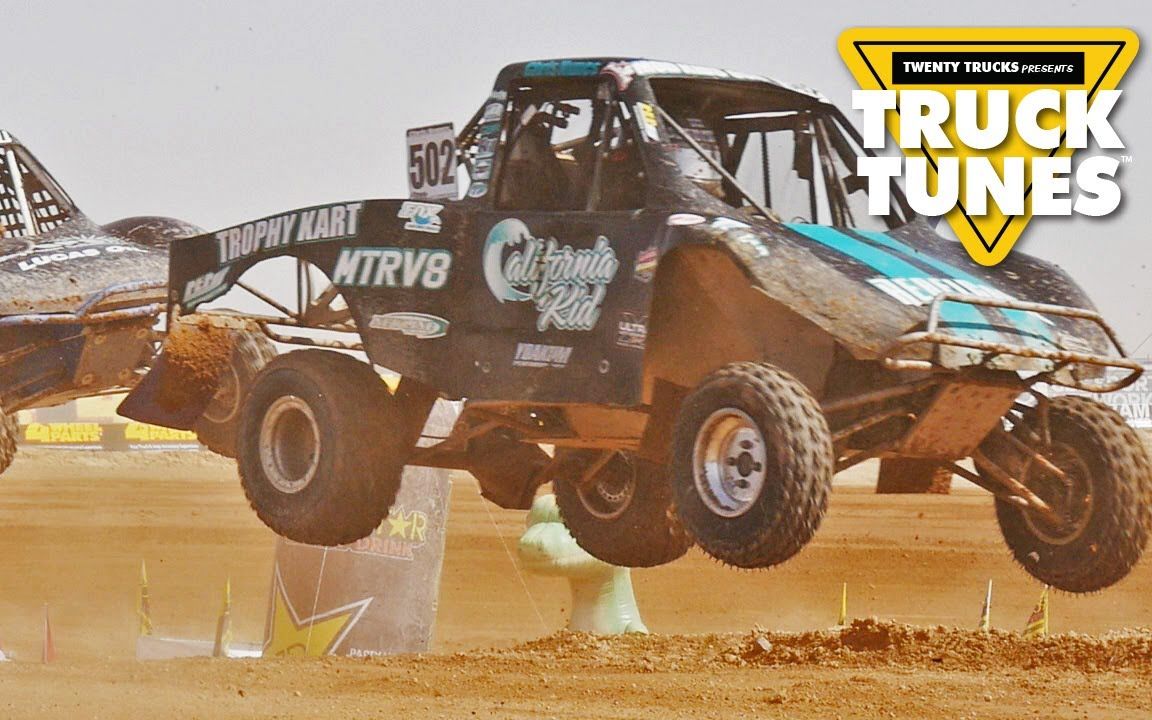 《跑 跑 卡 丁 车》