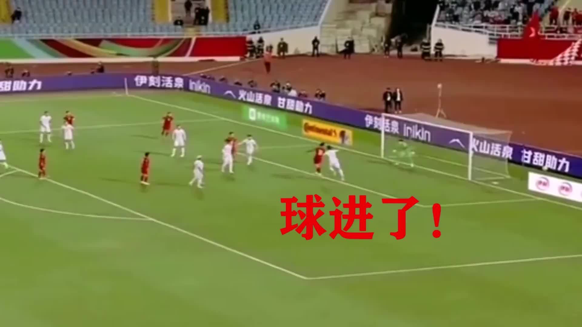 02年国足唯一一次踢进世界杯,原以为是新开始,却是回.