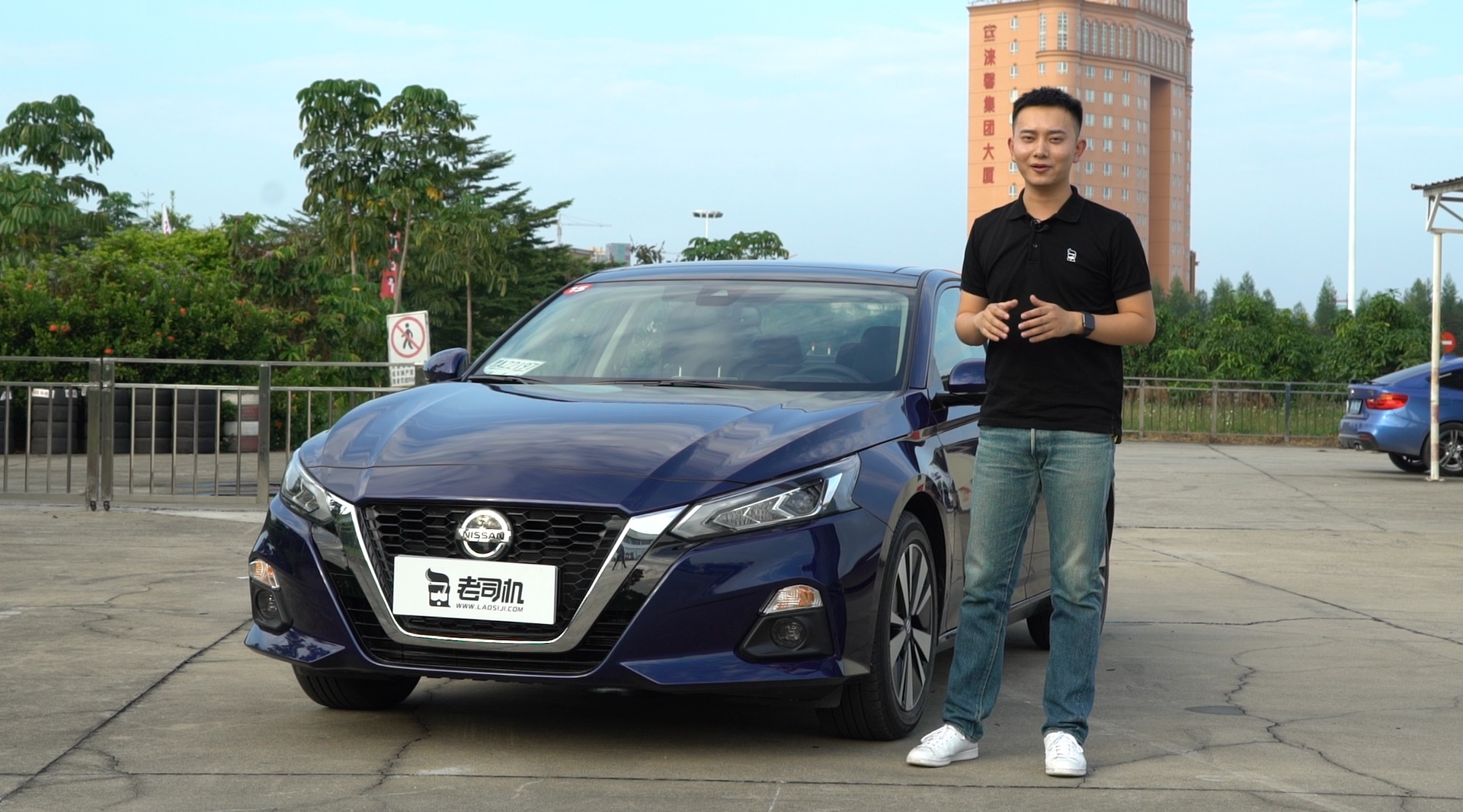 老司机试车:换装2.0T发动机 日产要用全新天籁打败雅阁、凯美瑞