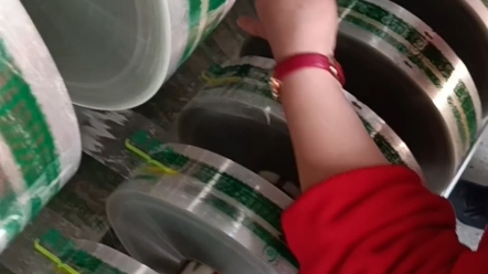 这么大卷的印字胶带怎么使用?好重的胶带!#印字胶带 #印字封箱胶带 #...