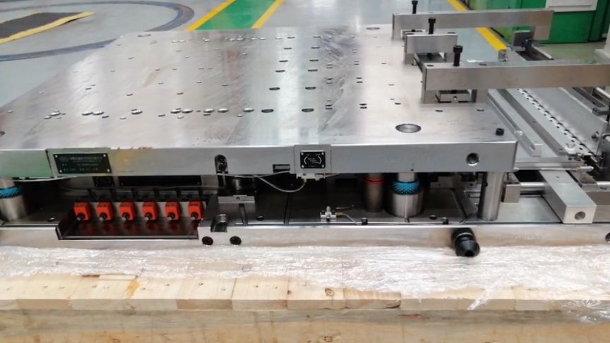 空调翅片模具介绍,带你了解高速模具的功能和结构。