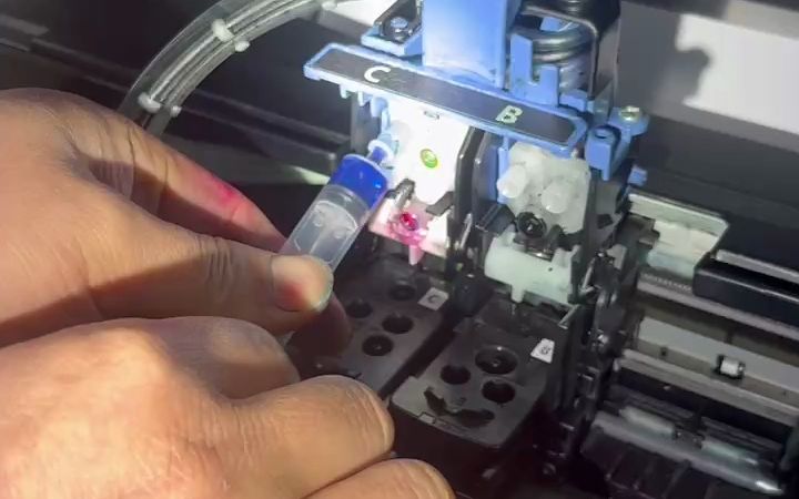 佳能G3810管子里有空气没有墨水解决办法