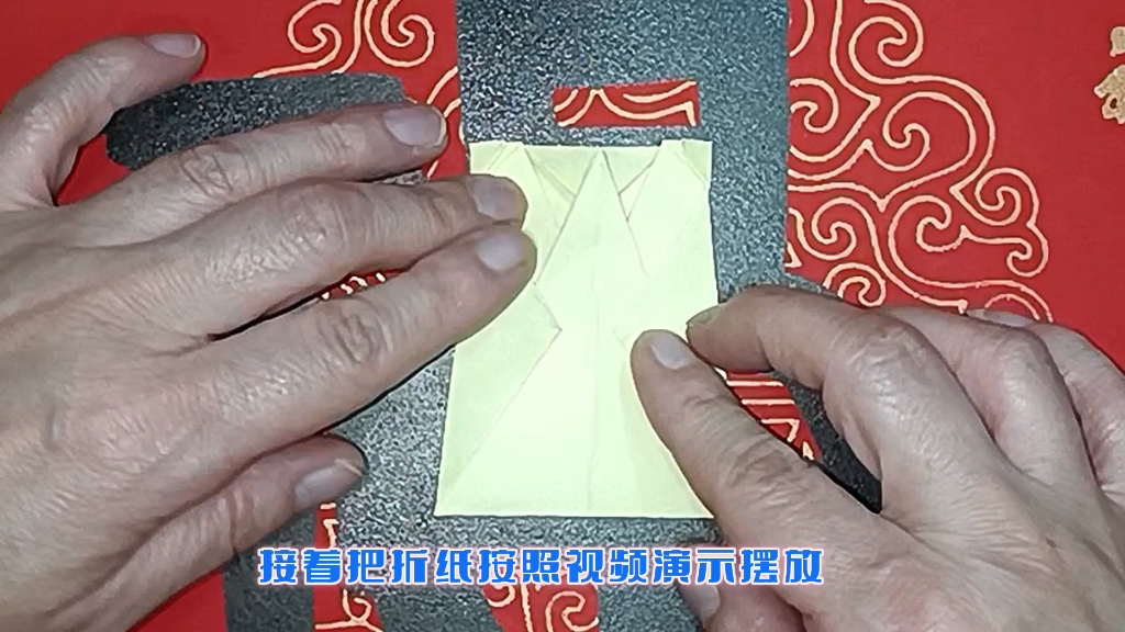 【生活-绘画】怎么做捏捏乐?雅轩分享做猫咪折纸捏捏乐的简单方法,...