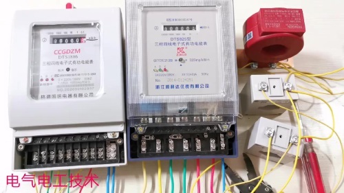 三相电表接互感器不拆件,搞错了会烧表!