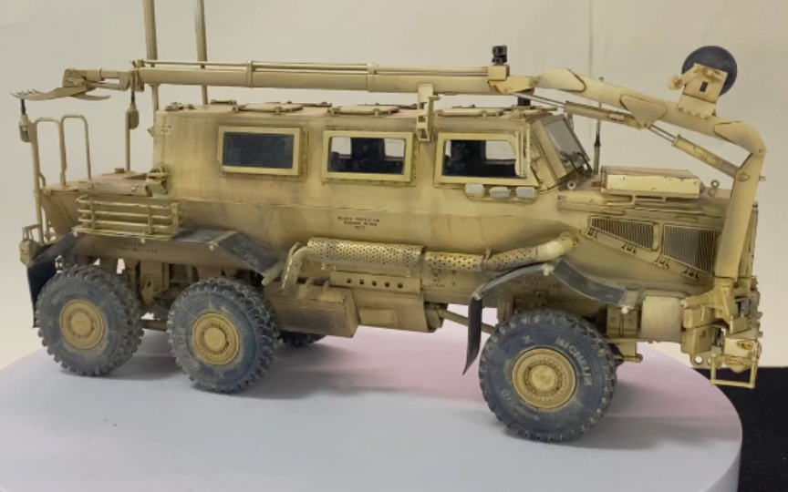 【军事模型·85/100】熊猫 1/35 美军A2“水牛”扫雷车