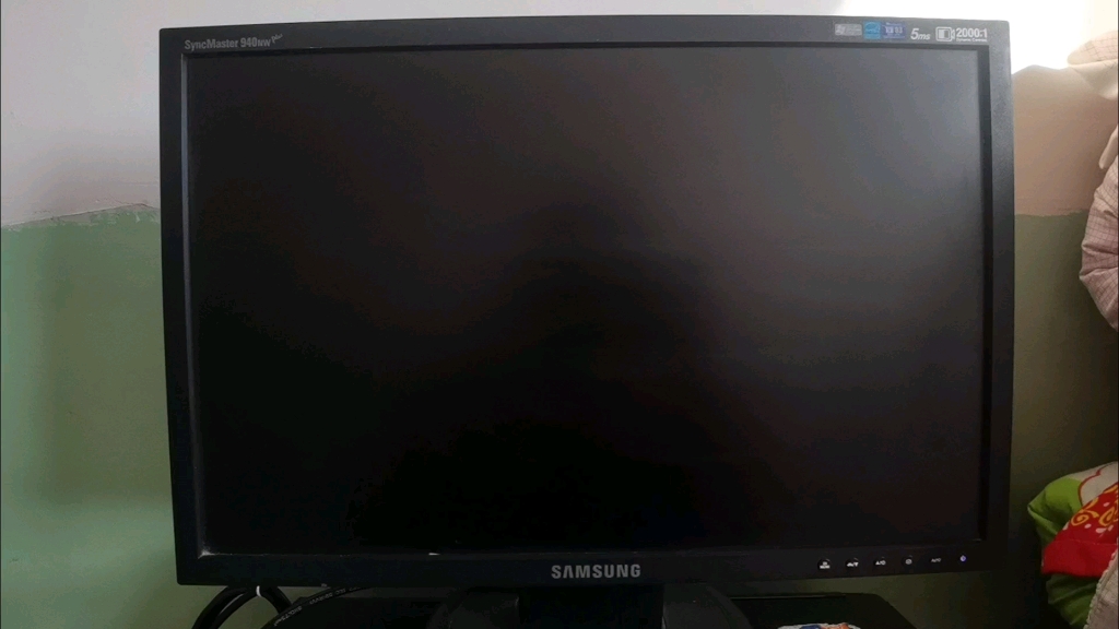 15年前的两核AMD老古董,装个openeuler+dde桌面,除了不能看太高清...