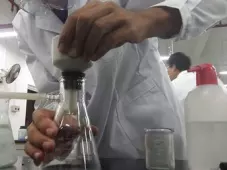 减压过滤的艰苦