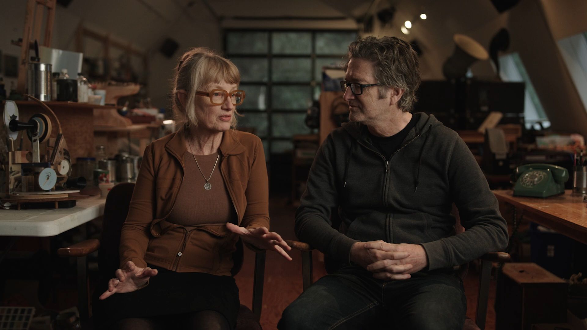 听觉如何激发想象力?|Janet Cardiff & George Miller 的声音艺术与“...