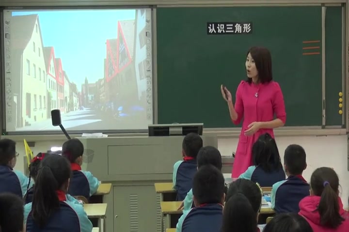 ...小学数学四年级下册《三角形的特性》-谢老师优质课公开课教学视频