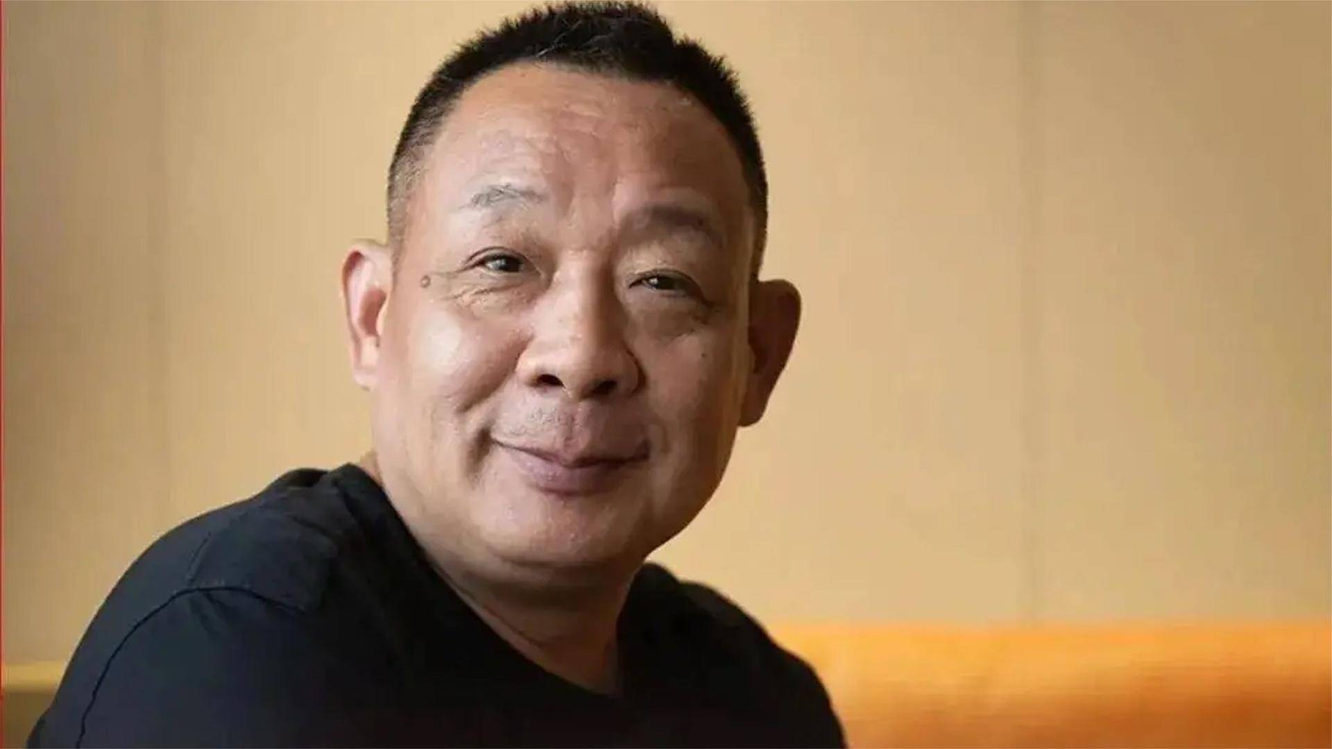 于东来建议连锁店先减规模,称员工收入5000以上再谈盈利