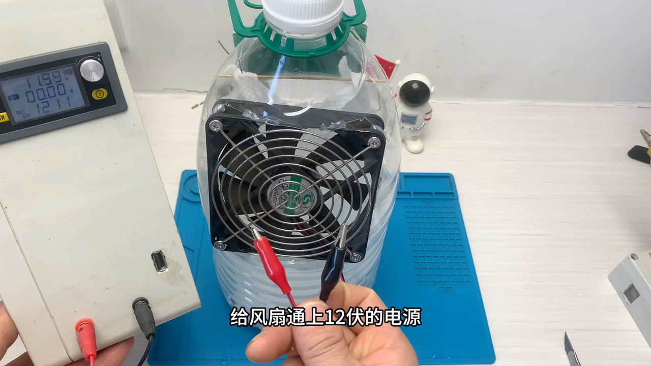 用很低的成本自制了一个无雾加湿器