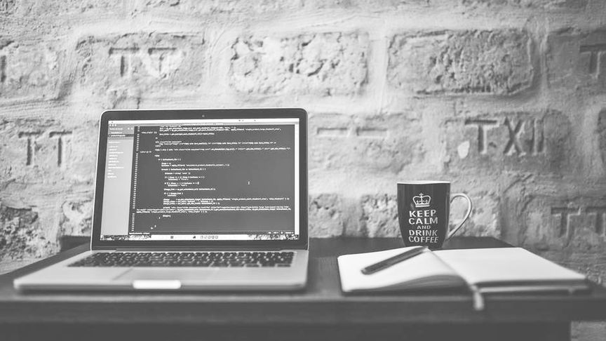 大师教你如何自己做一个笔记本电脑…模型