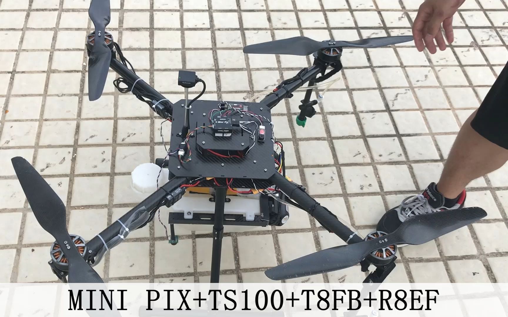 乐迪飞控Mini Pix+GPS TS100+遥控器T8FB装植保机定点模式飞行效果