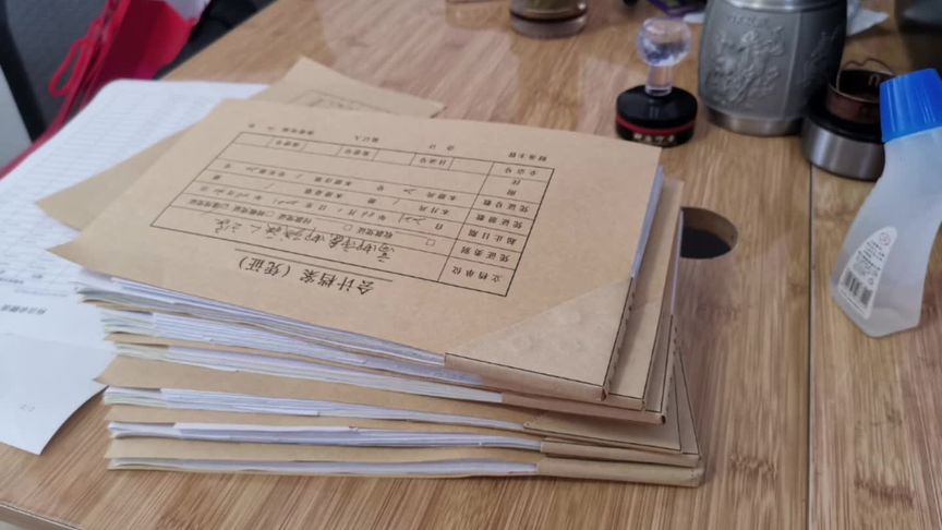 #上热门 我要做会计#好会计 客串一下标准的,从整理单据