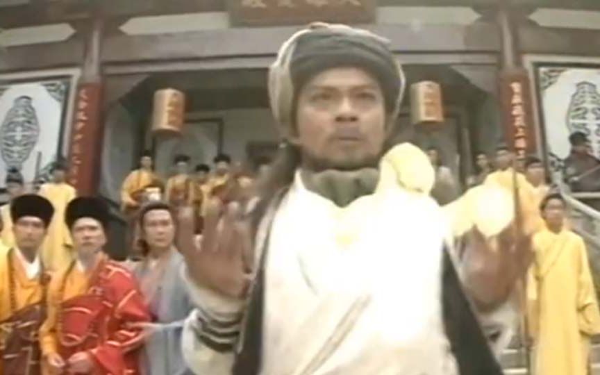 为什么《天龙八部》里的武林高手都不爱用兵器?