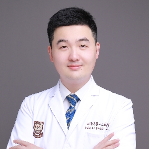 泌尿王俊 