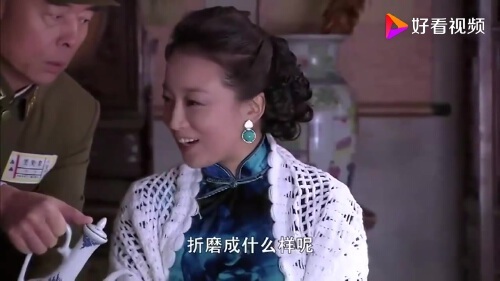 美女穿惯乡下衣服!贵妇姐妹突然让她穿旗袍!