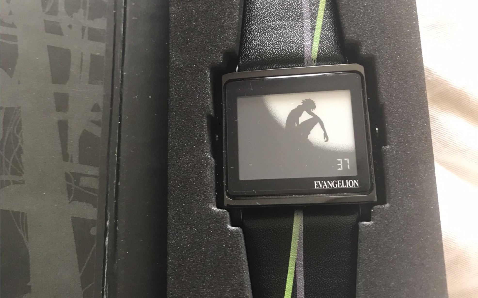 EPSON Smart Canvas × EVA 中国限定手表 宣传视频演示