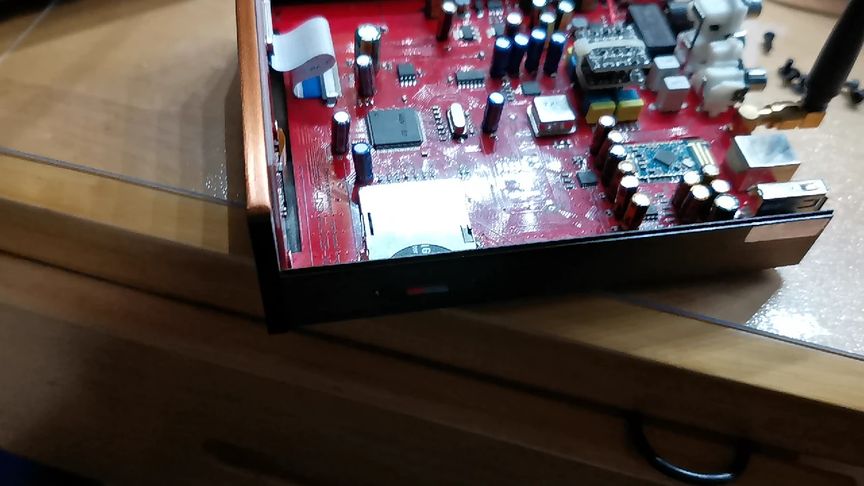 昨天买的dsd播放器,有干扰!内部到底怎么样?拆开看一下。