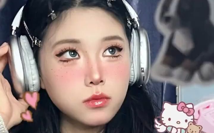 ...姐妹们快试试这个亚裔感妆容!日常画很漂亮!()新手姐妹也能学会滴...