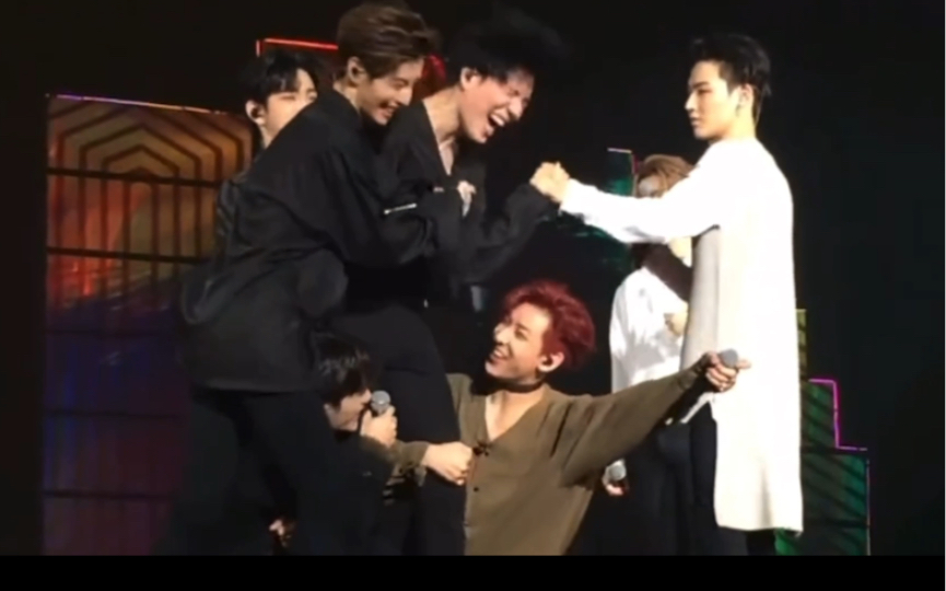 【GOT7】可怜的谦米被哥哥们10s挠痒痒,这是何等的“酷刑”～