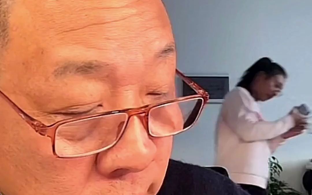 关于线上电商经营。东来哥:把心沉下来,了解自己的现状,让价格实实...