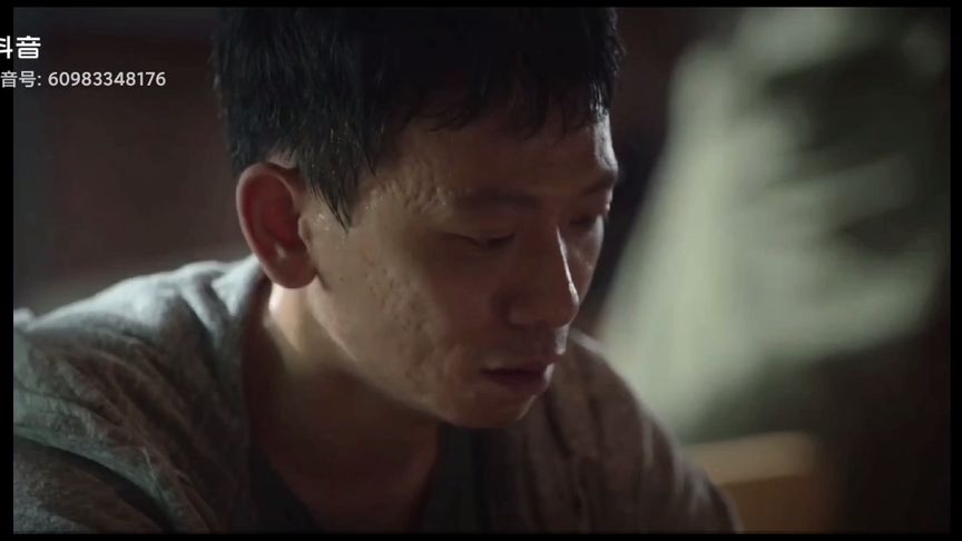 恐惧的表情让人震撼。