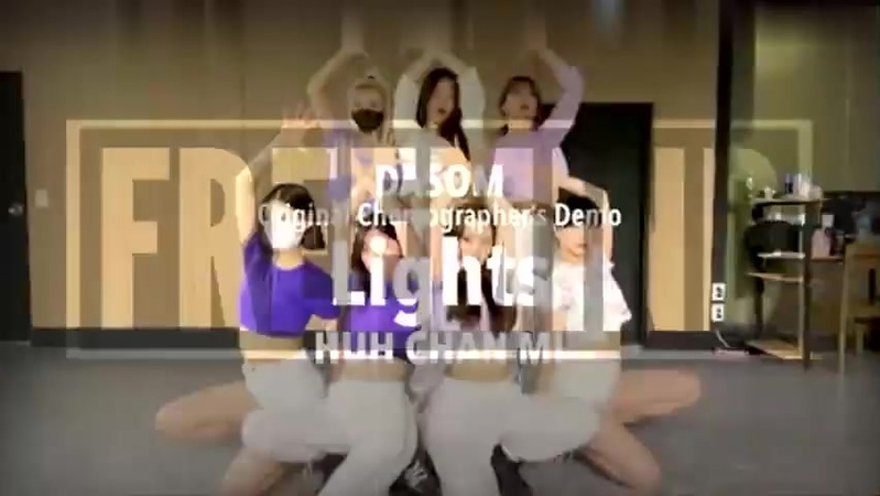 Freemind团队编舞 OHMYGIRL DUNDUNDANCE原版编舞练习室同框...