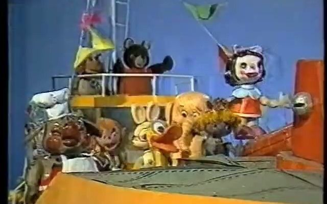 电视木偶剧《旗旗号巡洋舰》主题曲