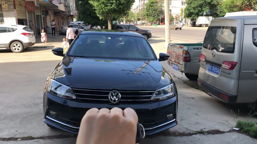信阳二手车,16年大众速腾,定速巡航,多功能方向盘,保值神车
