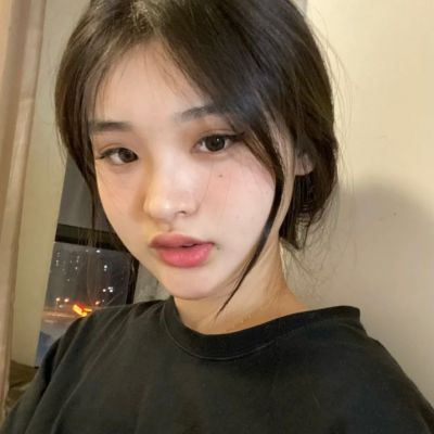 圆脸我是张富婆 