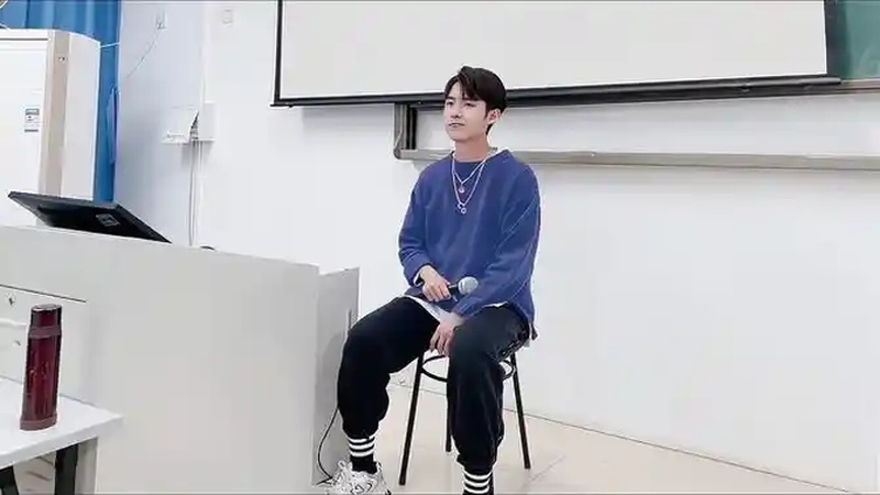 在教室唱《稻香》,盼这盛世如您所愿