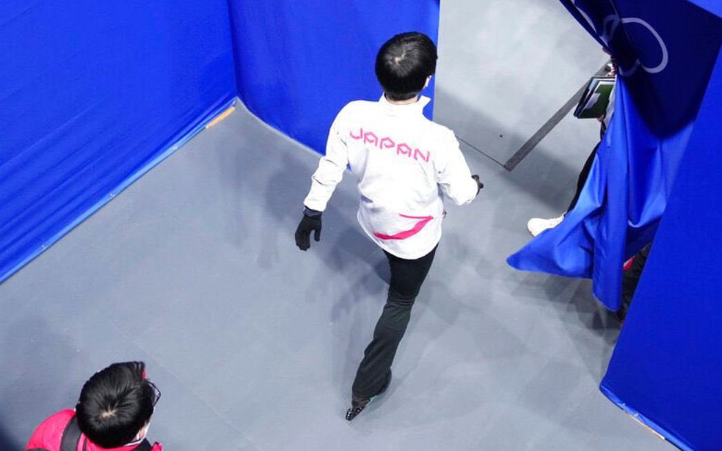 一人抗下所有压力,孤注一掷,不留后路。此刻,你便是孤勇者。