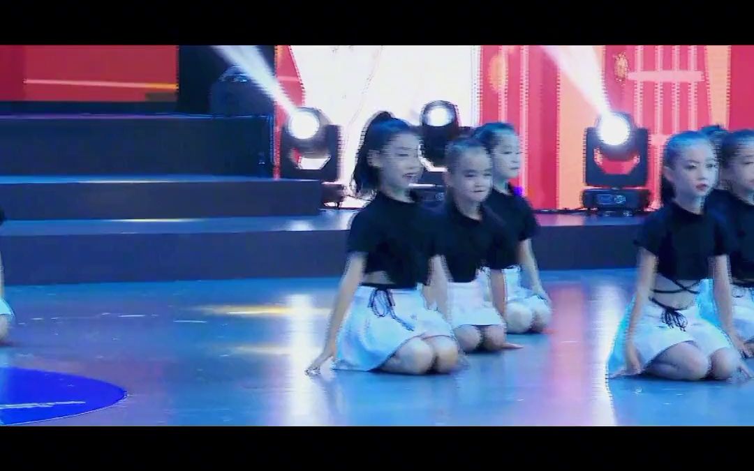 幼儿舞蹈 幼儿园六一抗疫舞蹈《你的答案》抗疫主题舞蹈 抗疫舞蹈 舞蹈