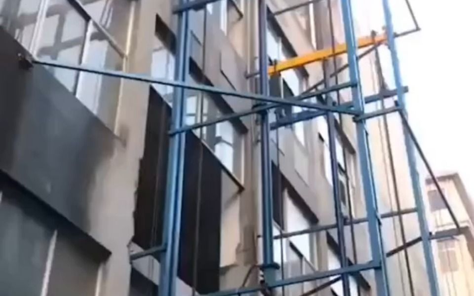 2吨3层车间升降平台,室外液压升降货梯