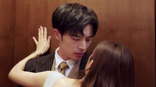 《奈何BOSS要娶我2》高能开局!宴会初遇引爆偷拍疑云,契约夫妻危机...