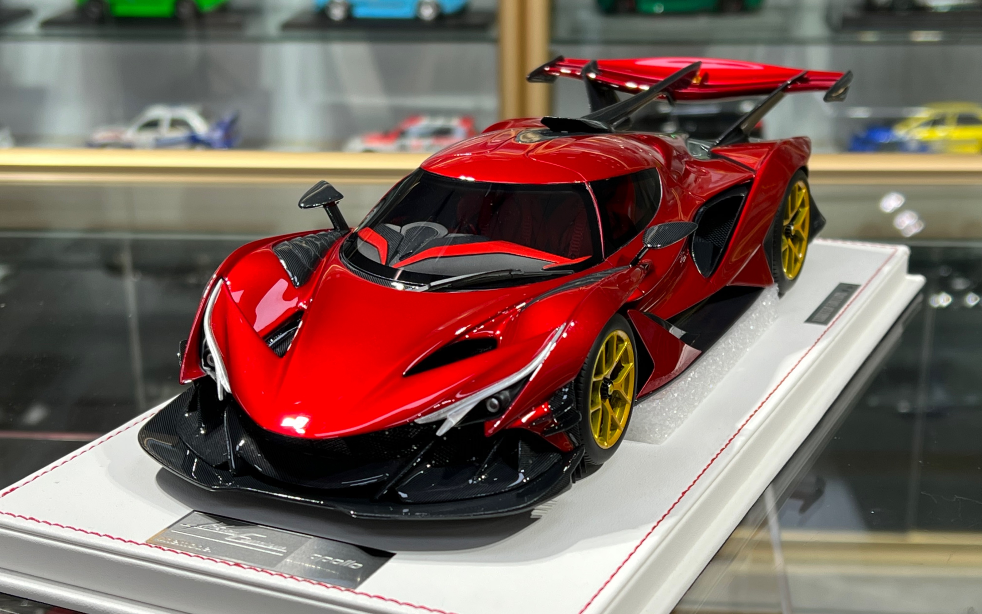 one model 1/18 阿波罗Apollo IE 金属红 限量10台,高端树脂汽车模型