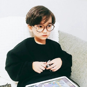 我携星河伴长夜 