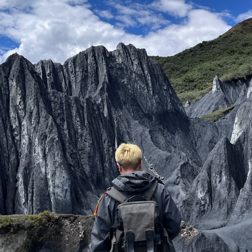 拍视频的杨非凡 