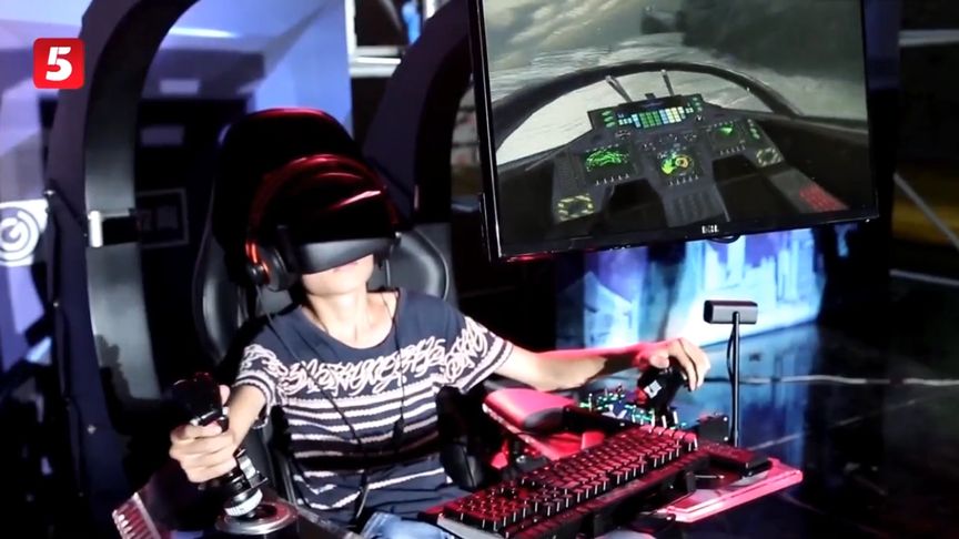 全国高校模拟飞行锦标赛暨VR飞行挑战赛上海站冠军出炉