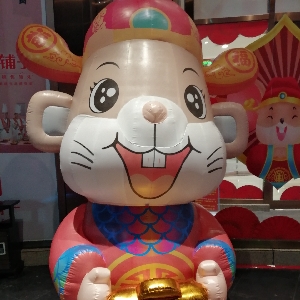 鹏鹏笑哈哈 