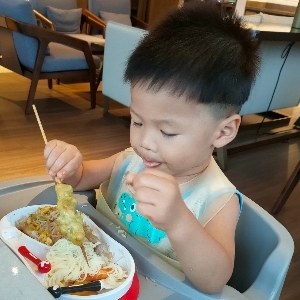 努力搬砖养蹦蹦的麻麻 